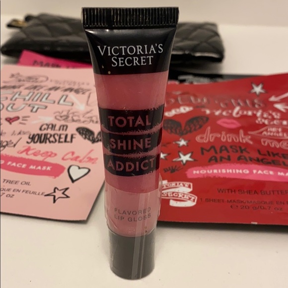 Victoria's Secret | Skincare | Bundle Victorias Secret Face Glam Pouch ...